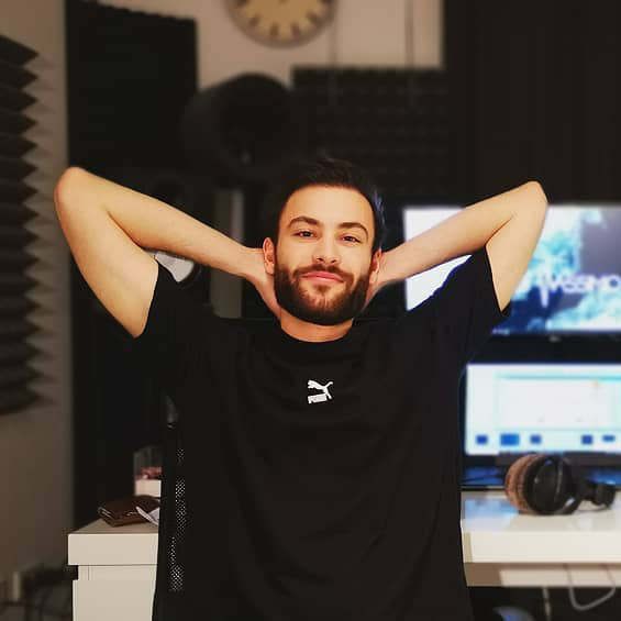 Hysteria Records | Fab Massimo Hysteria Records | Fab Massimo